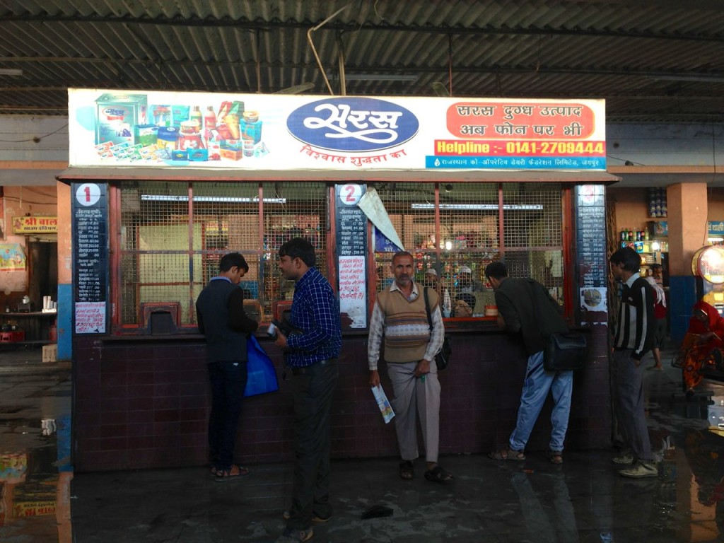 Jaipur Bus Ticket Booth | World-Adventurer
